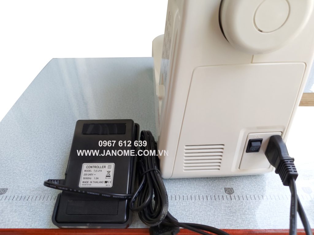 MÁY MAY GIA ĐÌNH ĐA NĂNG CAO CẤP JANOME US2022 - WWW.JANOME.COM.VN